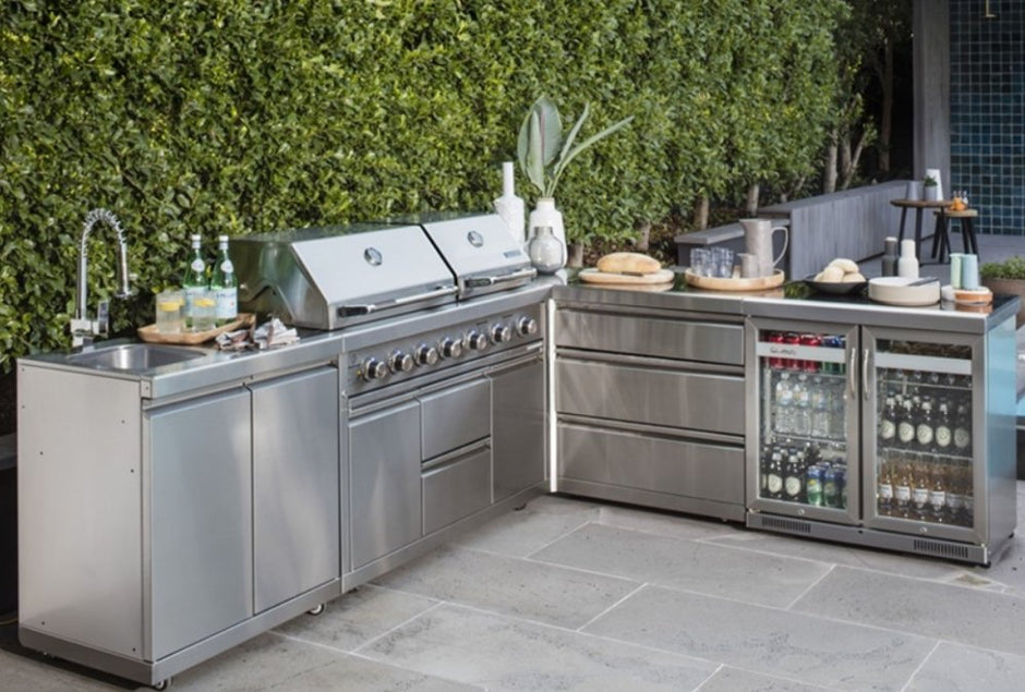 OUTDOOR KITCHEN ISLANDS AND BARS – Sunzout Outdoor Spaces LLC